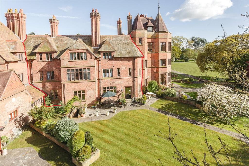 Hog Roast Saughall - Spitting Pig Wirral